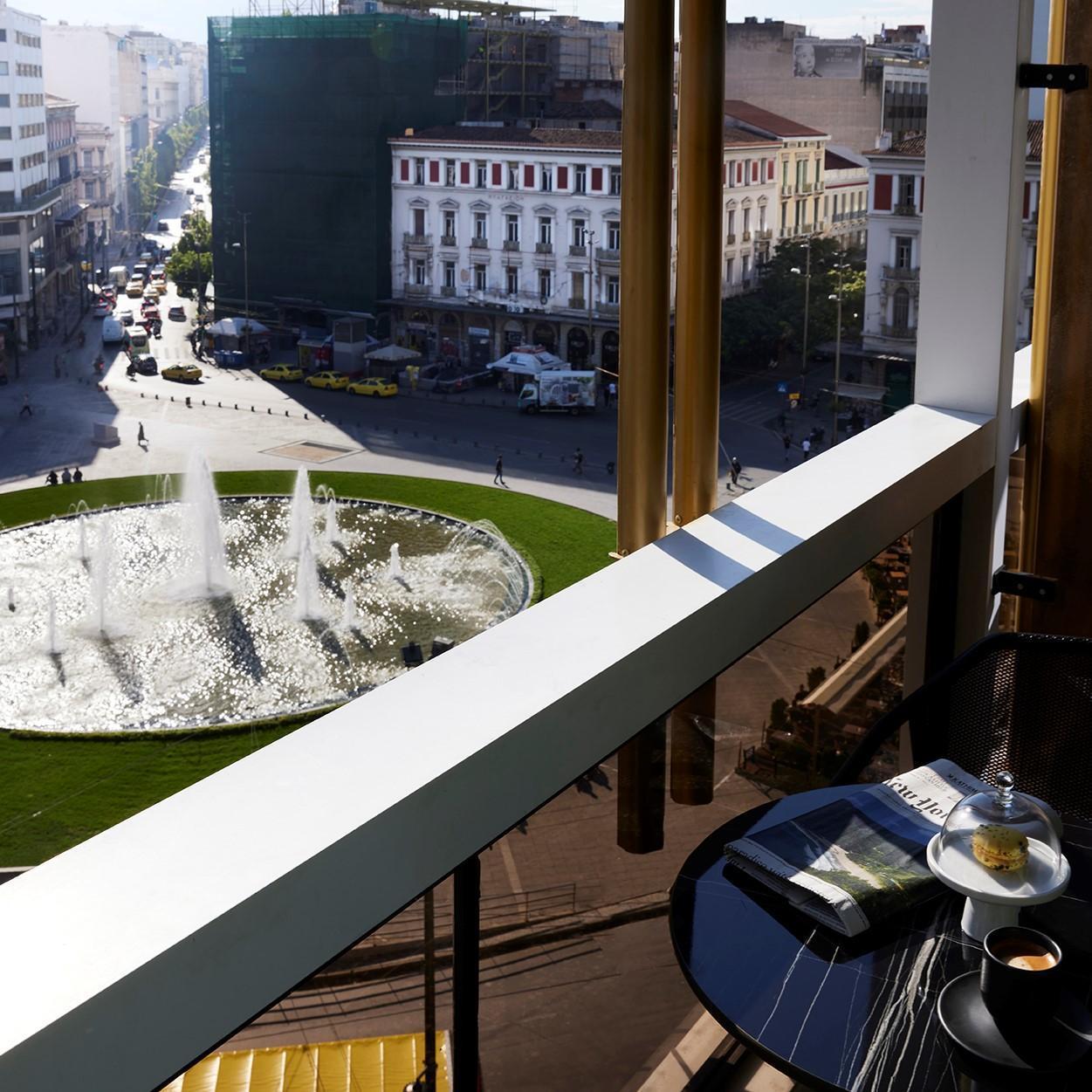 LIGHTHOUSE ATHENS BROWN HOTELS x Veneti-Vena AEE - Verdi | Verdi ...